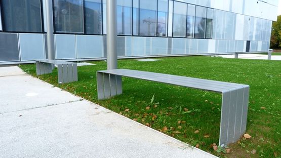 Banc tout-métal sans dossier | STEEL BLOC - NORCOR