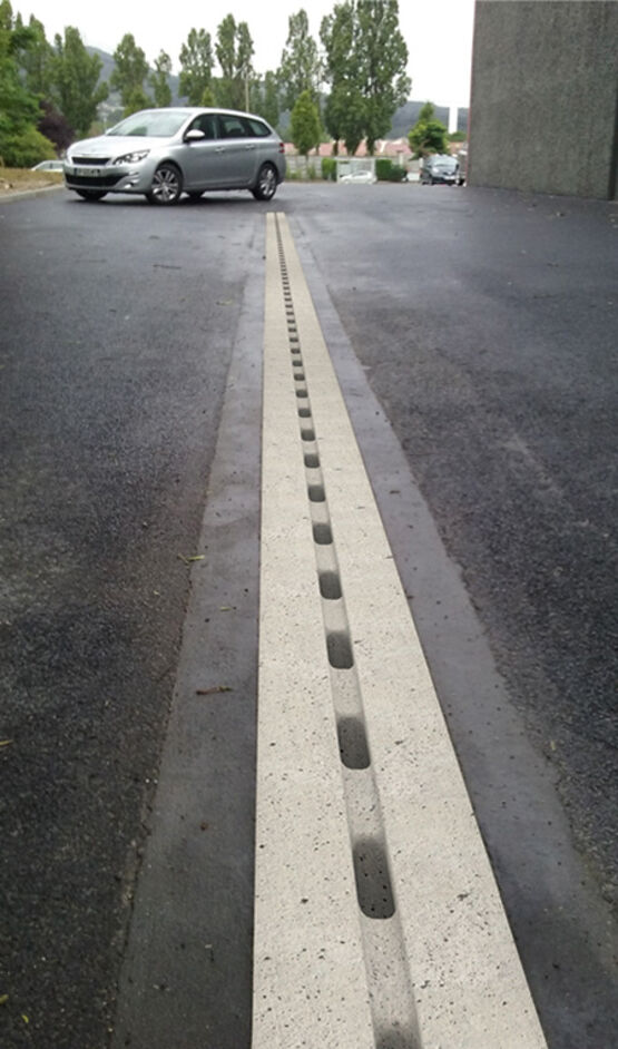 Caniveau compact à Fente Intégrée - KOMPAQSLOT | ULMA - ULMA ...