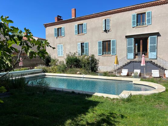 Margelle de piscine en forme de L, aspect pierre - ROUVIÈRE COLLECTION