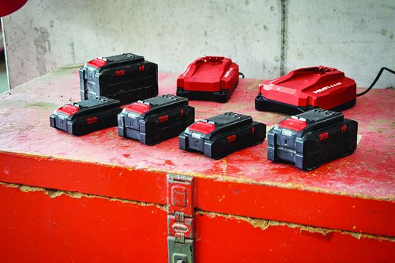 Plateforme de batterie sans fil 22 V connectée compatible avec 70 outils électroportatifs ...