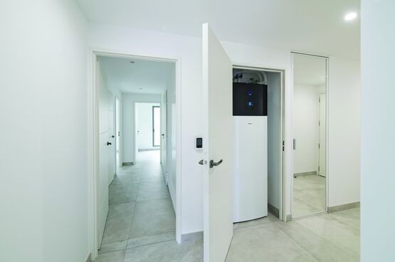 Pompe à chaleur sur boucle tempérée pour le collectif | Atherma 3 WS ...