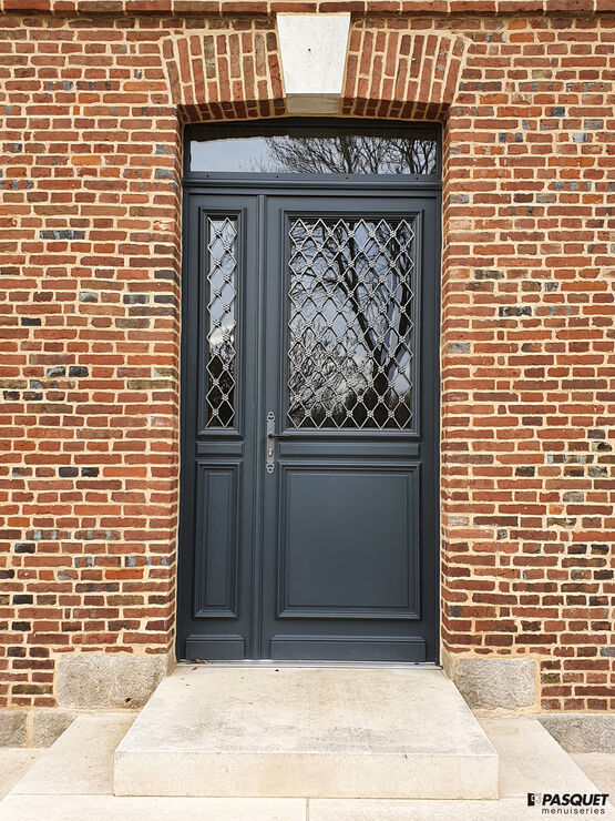 Porte d'entrée Thibaudière | Bois Les Manoirs - PASQUET MENUISERIES
