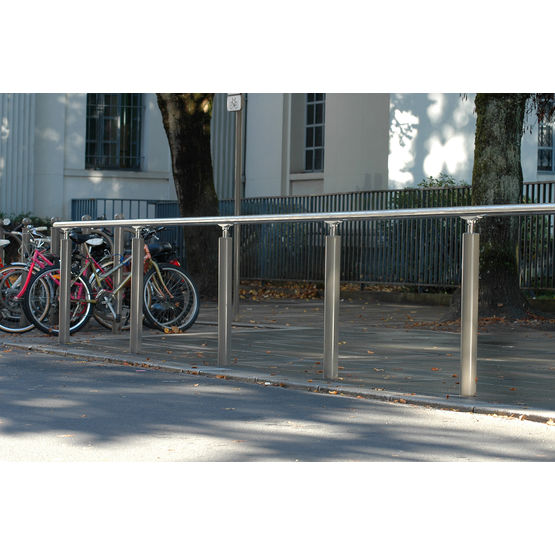 Rambarde en acier inoxydable pour aménagement urbain | Acropolis - AREA