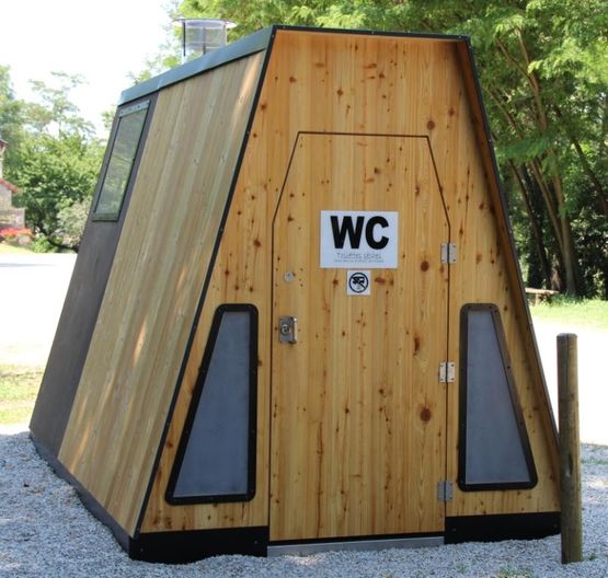 Toilettes publiques autonomes à lombricompostage | Sanilight - SANISPHERE