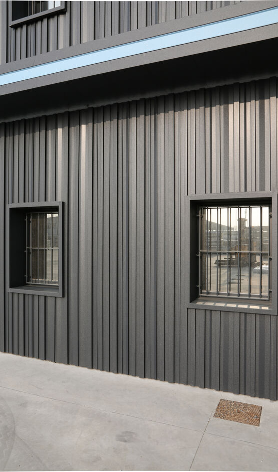 Tôle trapézoïdale à géométrie entièrement personnalisable Alubel Forma ...