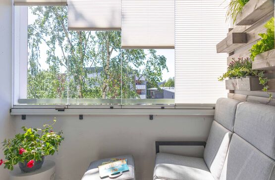 Vitrage pivotant coulissant pour balcons - LUMON FRANCE SAS