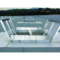 Fenêtre de toit Velux pour désenfumage incendie | Exutoire de ...